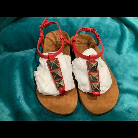 Vionic | Shoes | Vionic Nala Womens Us 7w Wide Eu 38 Red Studded ...